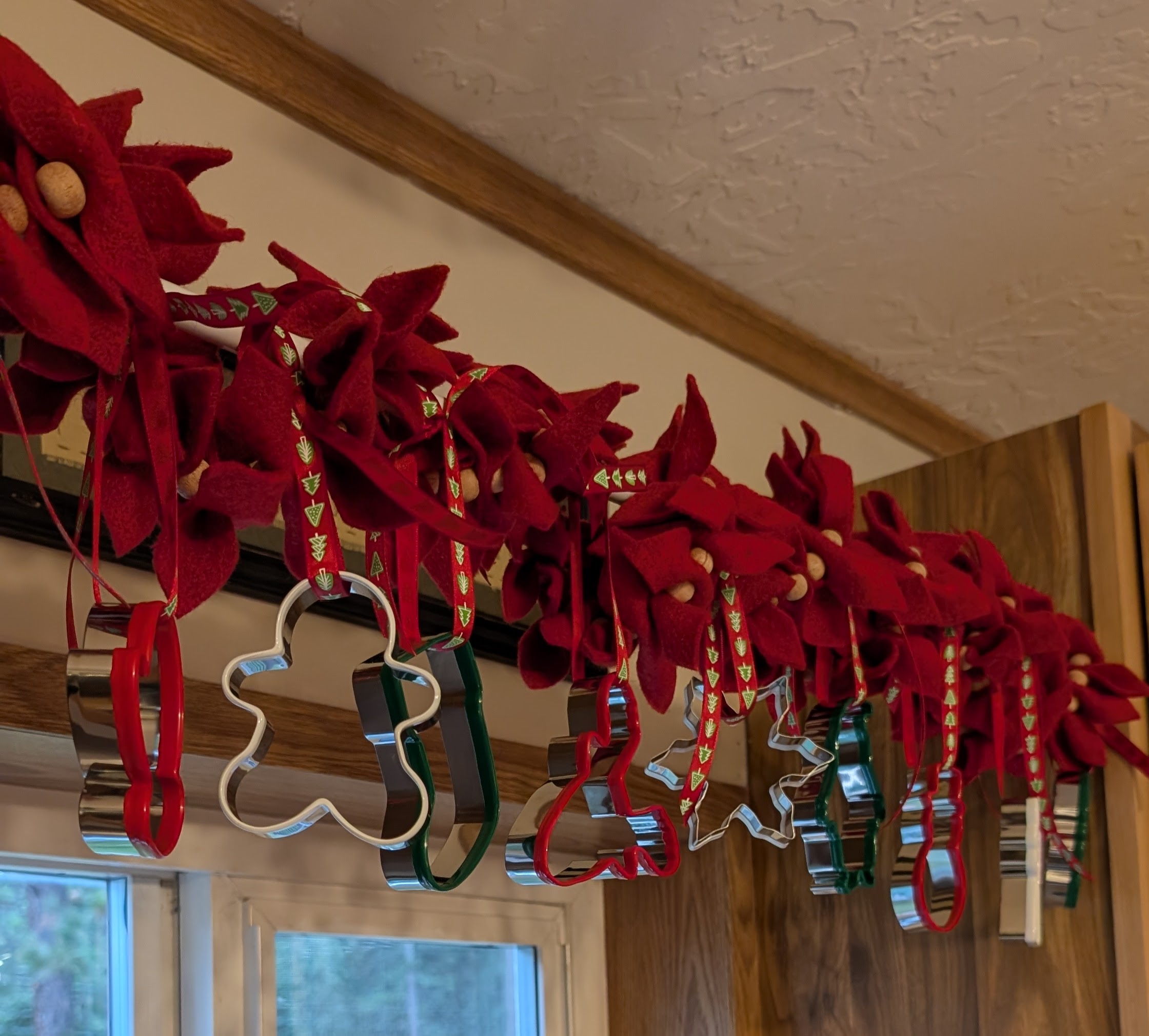 Mrs. Hovland Blogs | Clever Christmas Decorating Ideas Using Tension Rods
